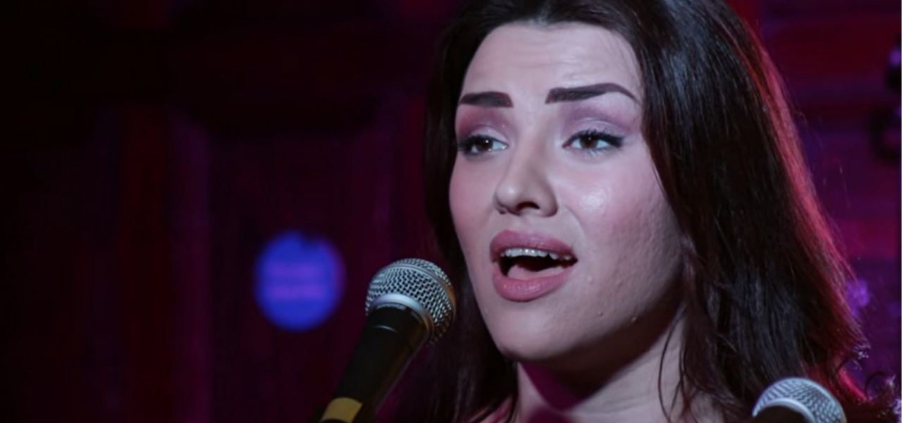 Morta Emily Chesterton, l’attrice aveva solo 30 anni: “Cause naturali ...