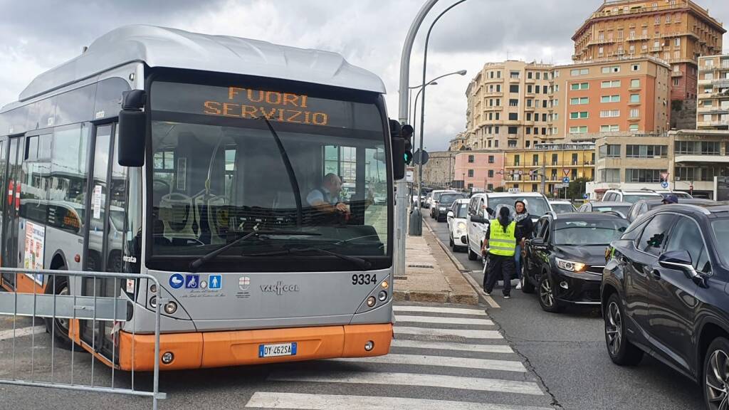 Manovra, domani il giorno nero dei sindacati. Scioperi in tutta Italia ...