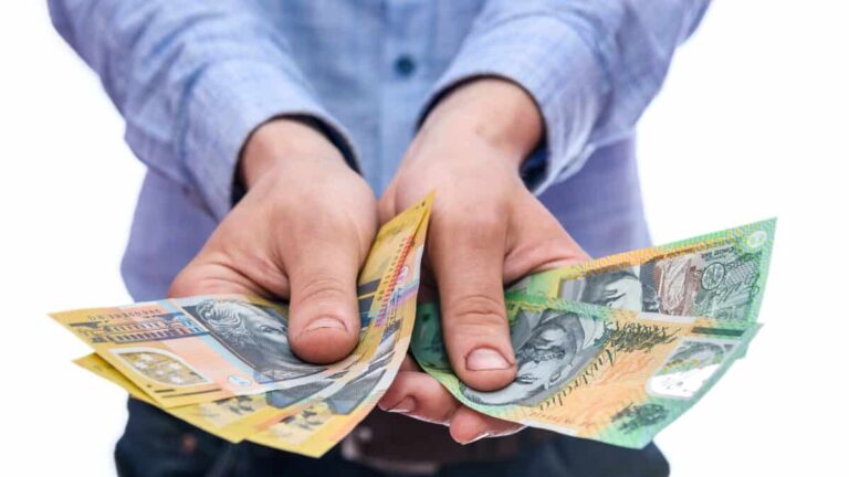Cash Catch, la “caccia al tesoro” in cui si trovano soldi veri. Le ...
